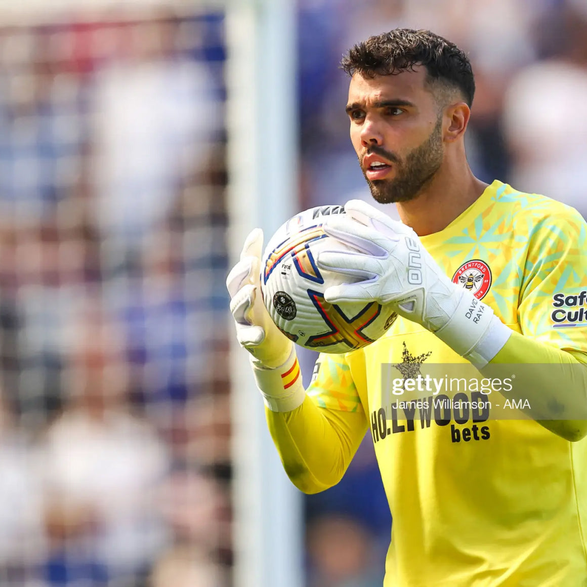 David Raya | Arsenal Goalkeeper | Stats & Bio | One Glove®
