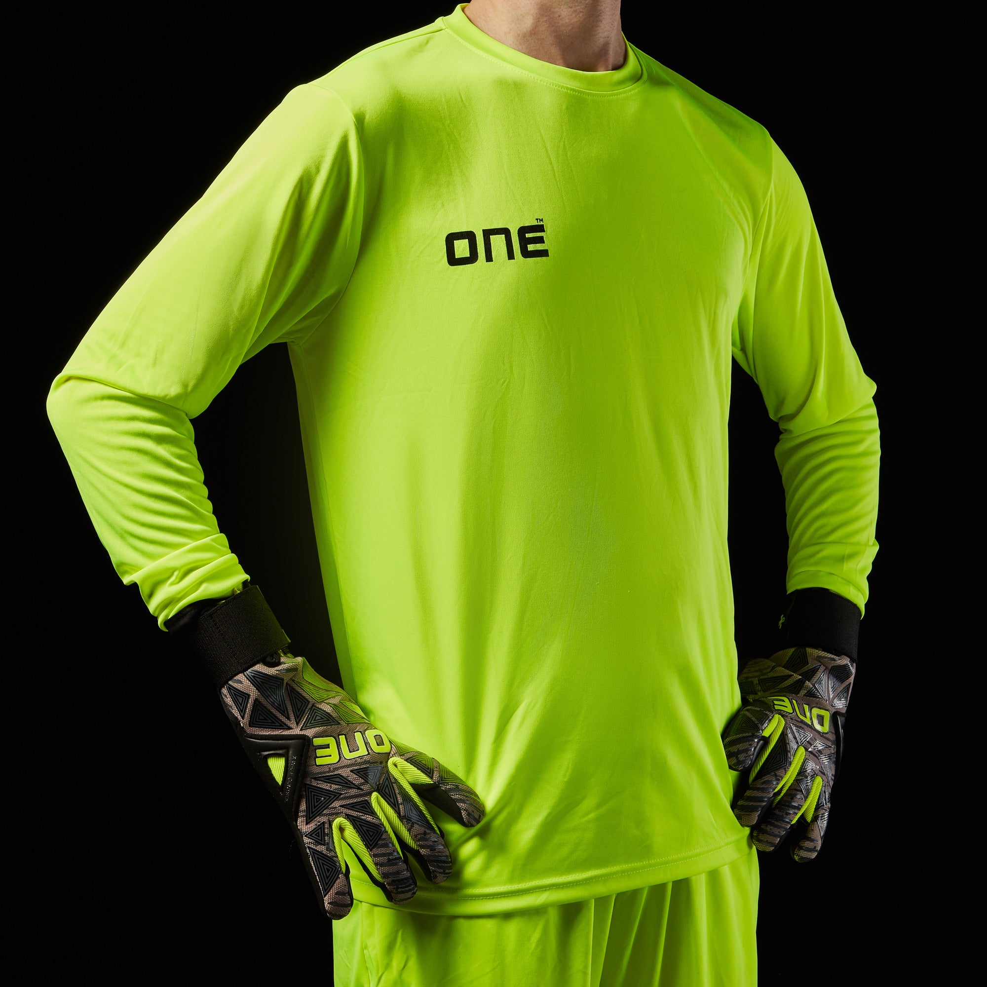 Buy Goalkeeper Clothing and Kit | The One Glove